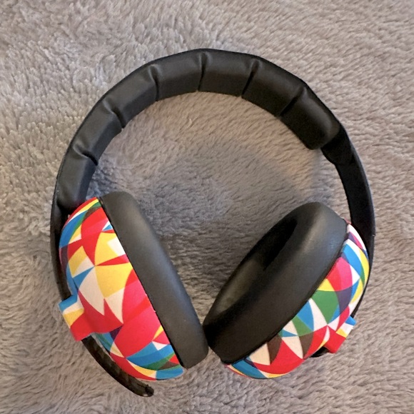Banz | Other | Banz Bubzee Baby Ear Defenders 36 Months Noise ...